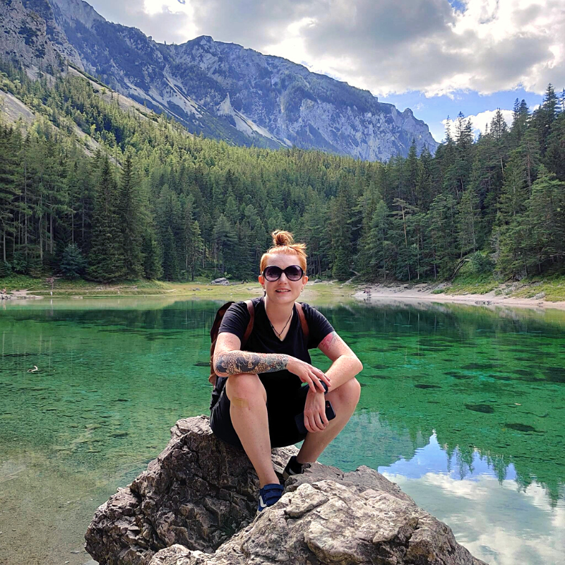 Podcast 237: LGBTQIA+ Digital Nomad Tips with Hannah Dixon | The ...